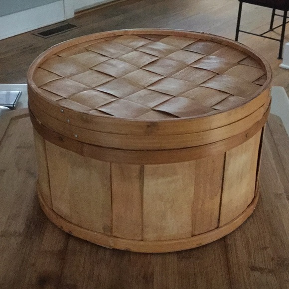 Accents | Charming Basket Box With Latticework Lid To Fill | Poshmark